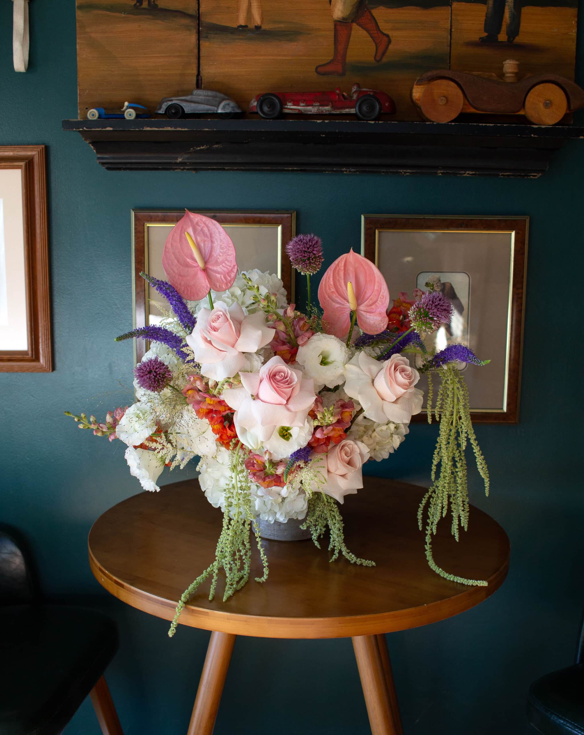 Floral Design Studio Bodegón Floral — Modern Floral Design Studio + LA ...